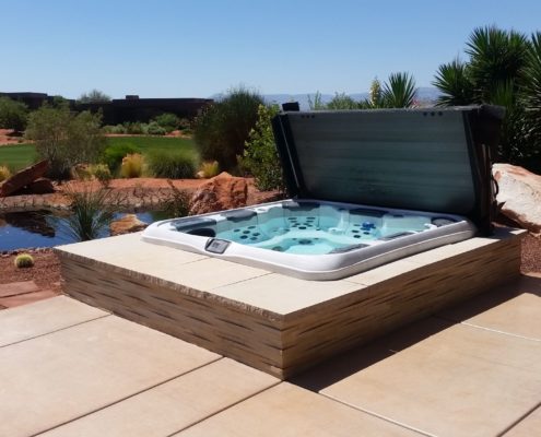 What Hot Tub Shapes Are There? A Buying Guide